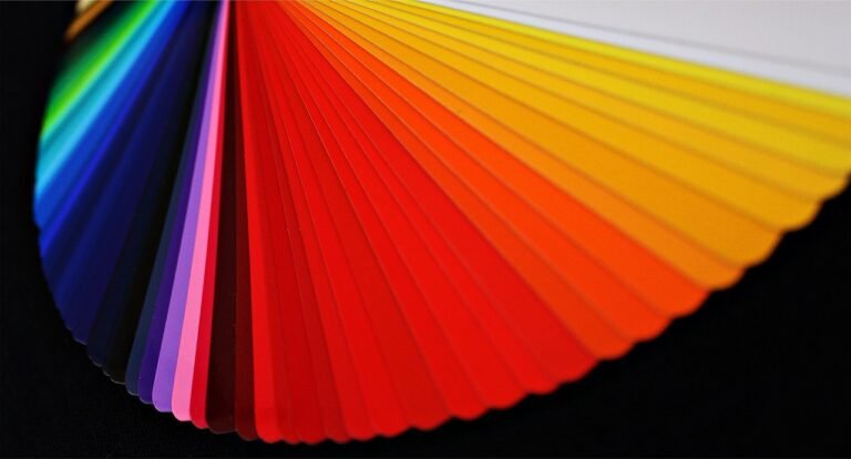 sRGB vs Adobe RGB: Are You Using the Right Colour Space? – Michael ...